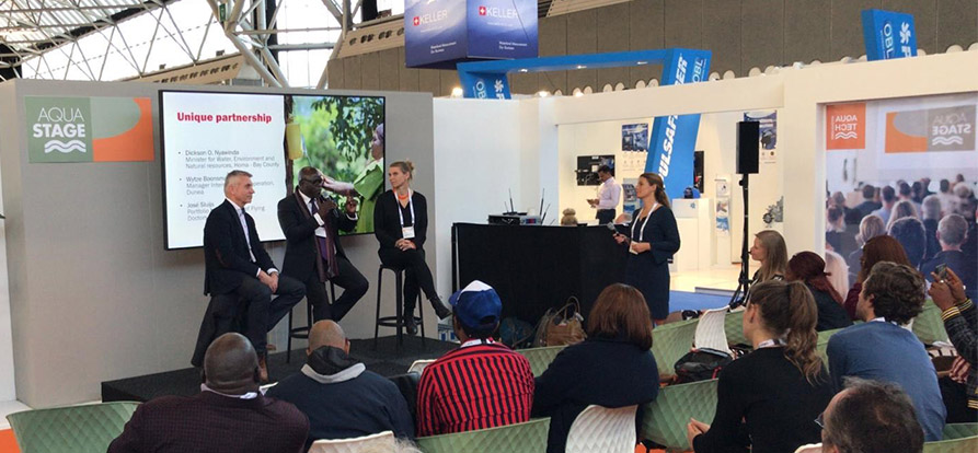 Midterm Review WaterWorX op AIWW